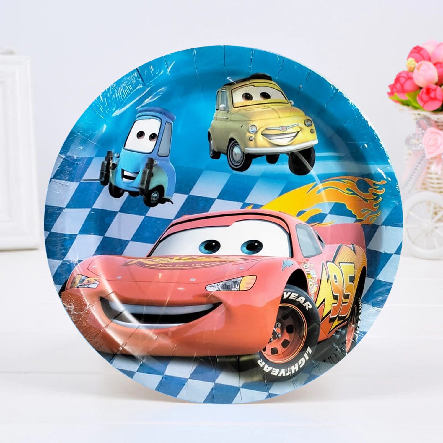 Lightning McQueen Paper Plate – Jiggles Party Store